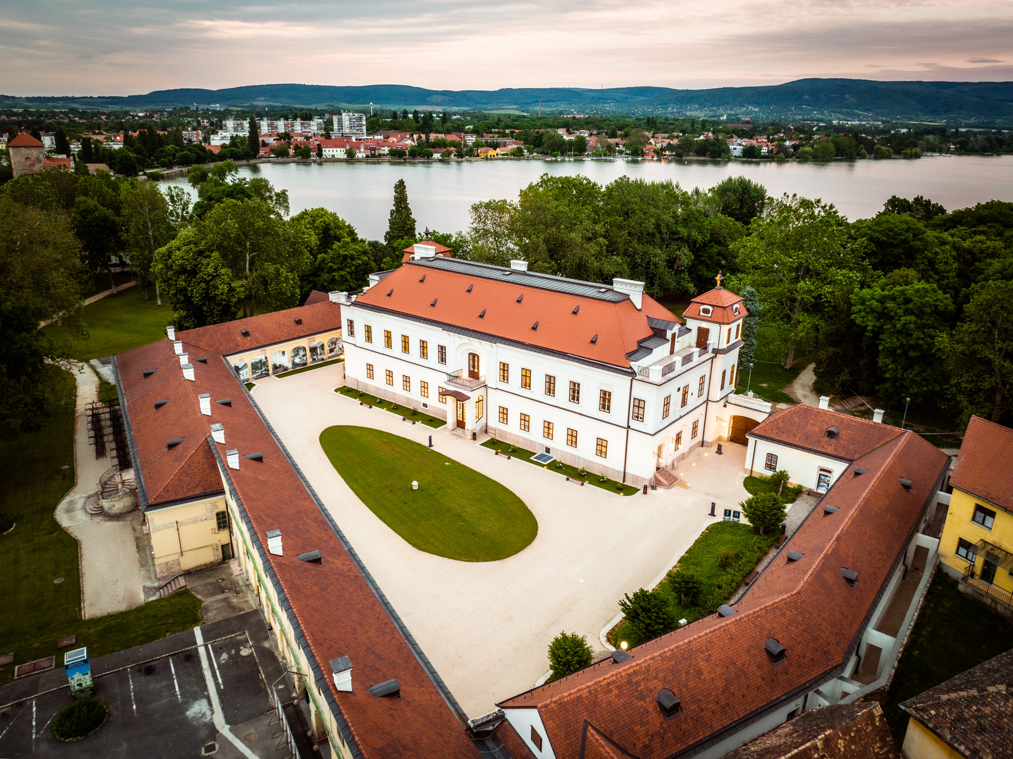 15 Legszebb Kastély Magyarországon | Magyar Kastélyok
